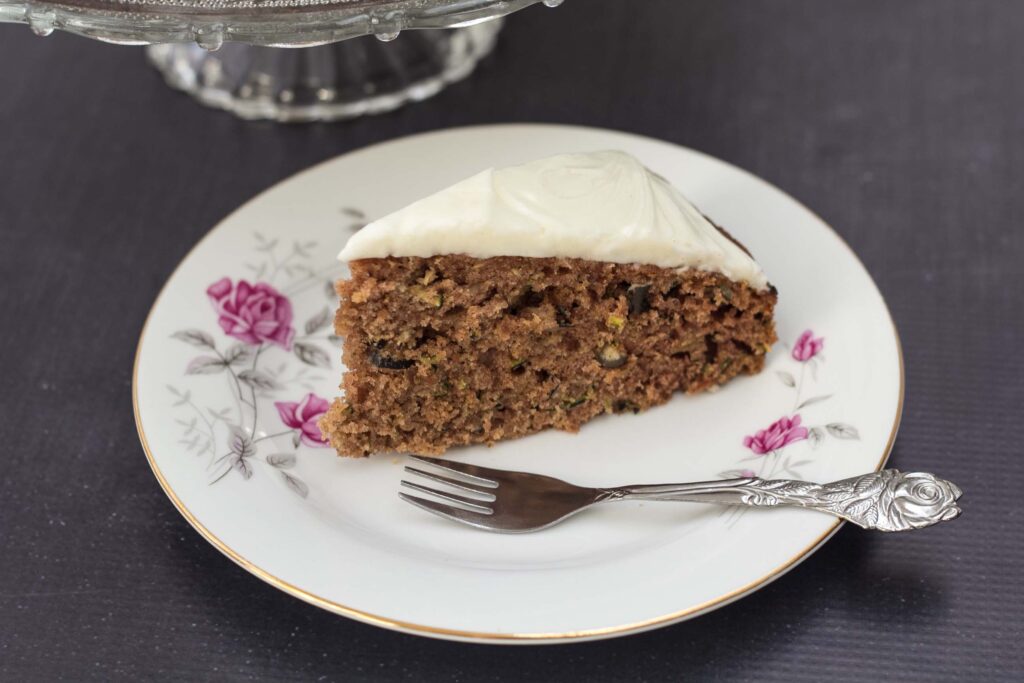 Recipe for Nordic Squash Cake with Nuts and Cheese Topping