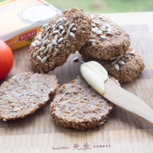 Homemade Nordic Rye Buns - The best and healthy recipe!